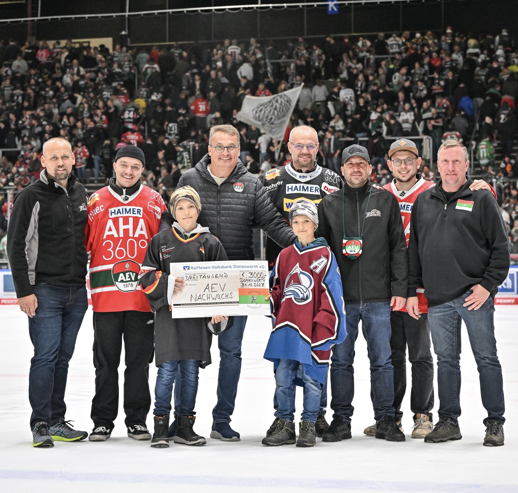 AEV-Fanclub Donau-Ries unterstützt den AEV – Augsburger Eislaufverein e.V.